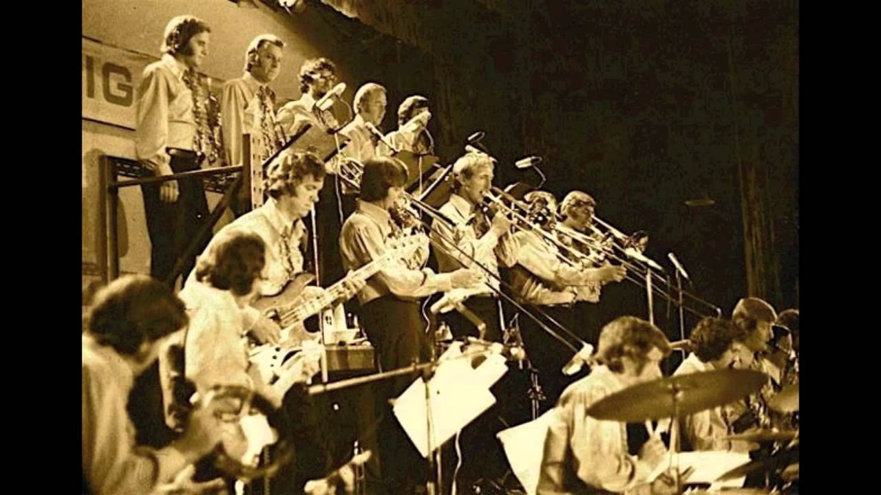 Three For All [1972] Col Loughnan- with The Daly Wilson Big Band - YouTube