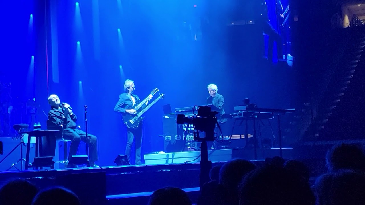 FADING LIGHTS GENESIS LIVE RALEIGH NORTH CAROLINA NOVEMBER 19 2021 11 ...
