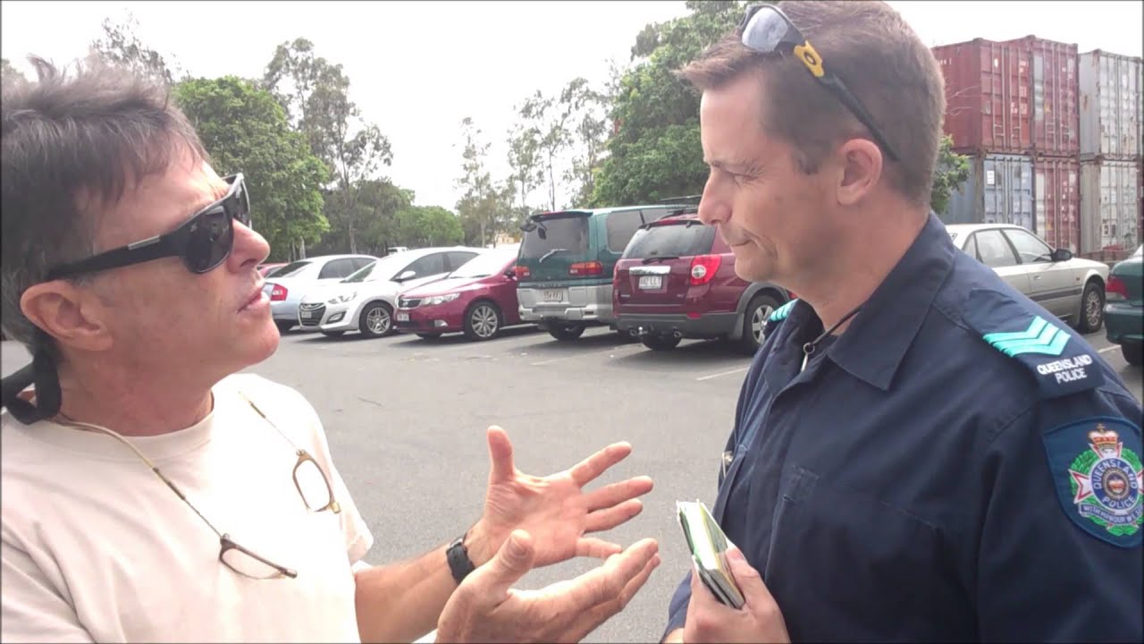 Police clamp down on (push) bikies. - YouTube