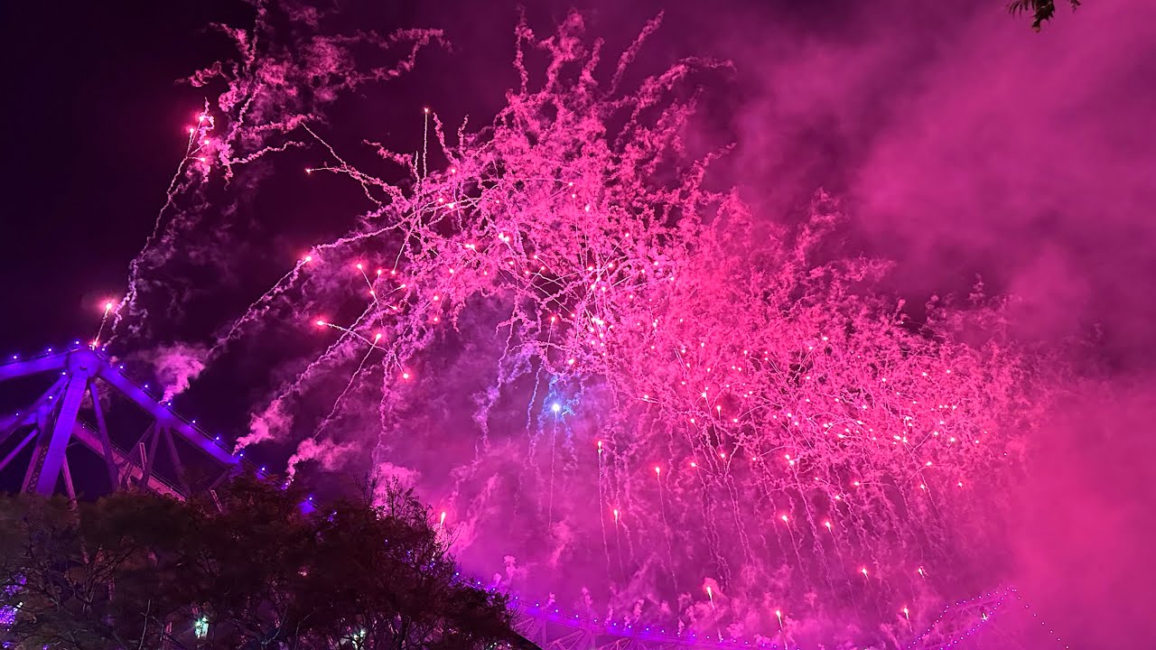 Brisbane Fest Fireworks | Story Bridge Brisbane Australia - YouTube