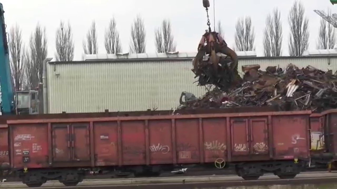 Osnabrück port railway - scrap loading with train and ship - YouTube