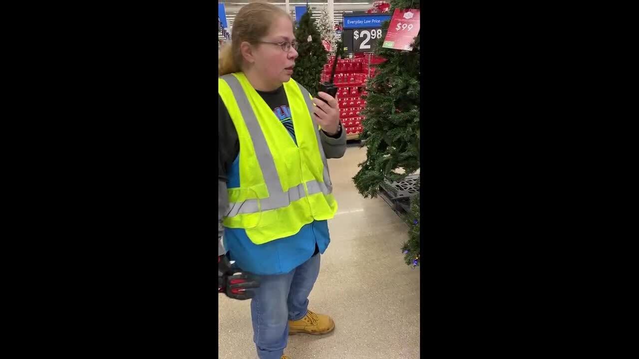 WATCH: 10-year Walmart employee signs off to coworkers on final day ...