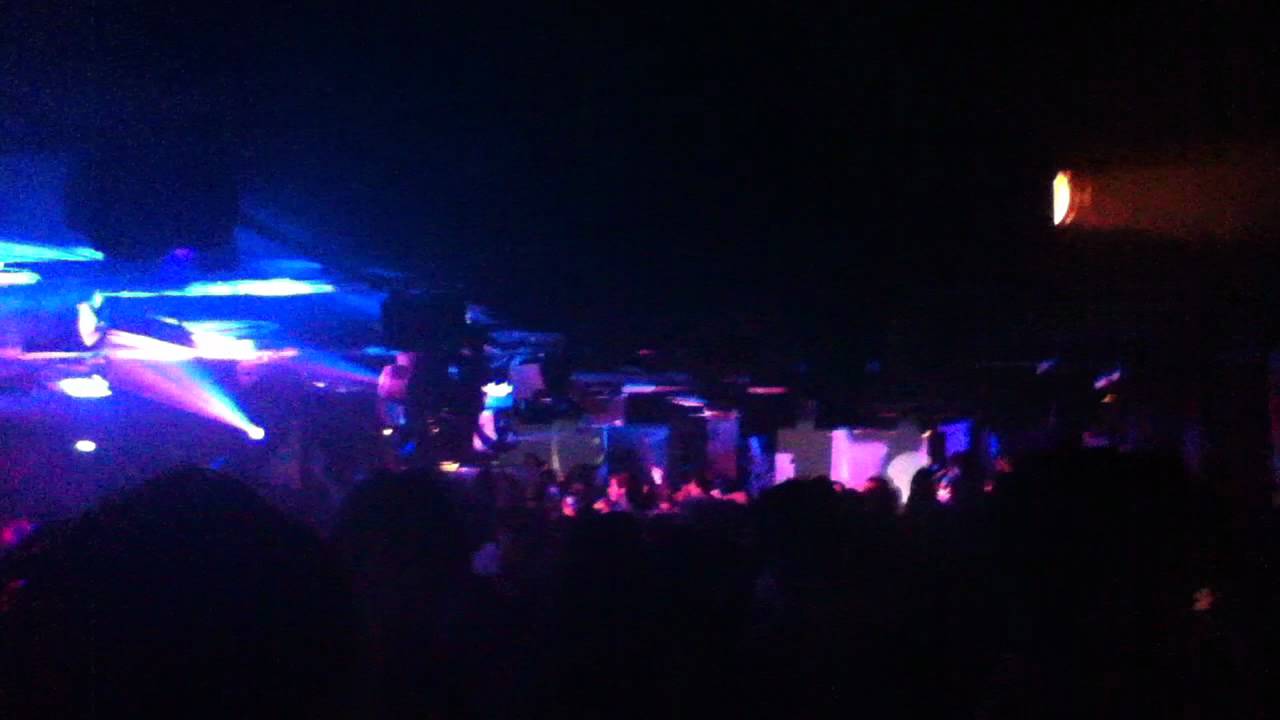 REX CLUB PARIS 06/08/2011 - YouTube