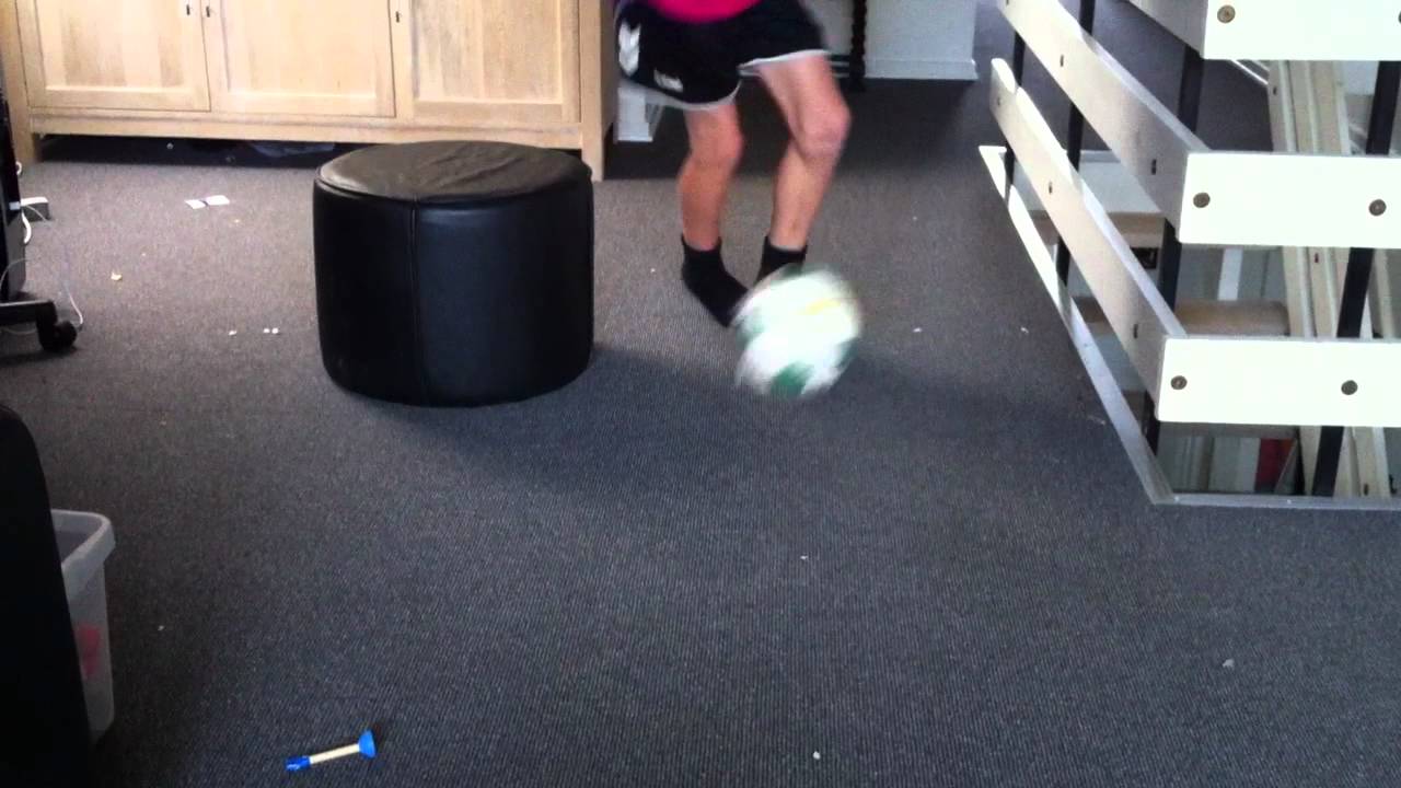 Ronaldo feint - kristian vester - 6xp - YouTube