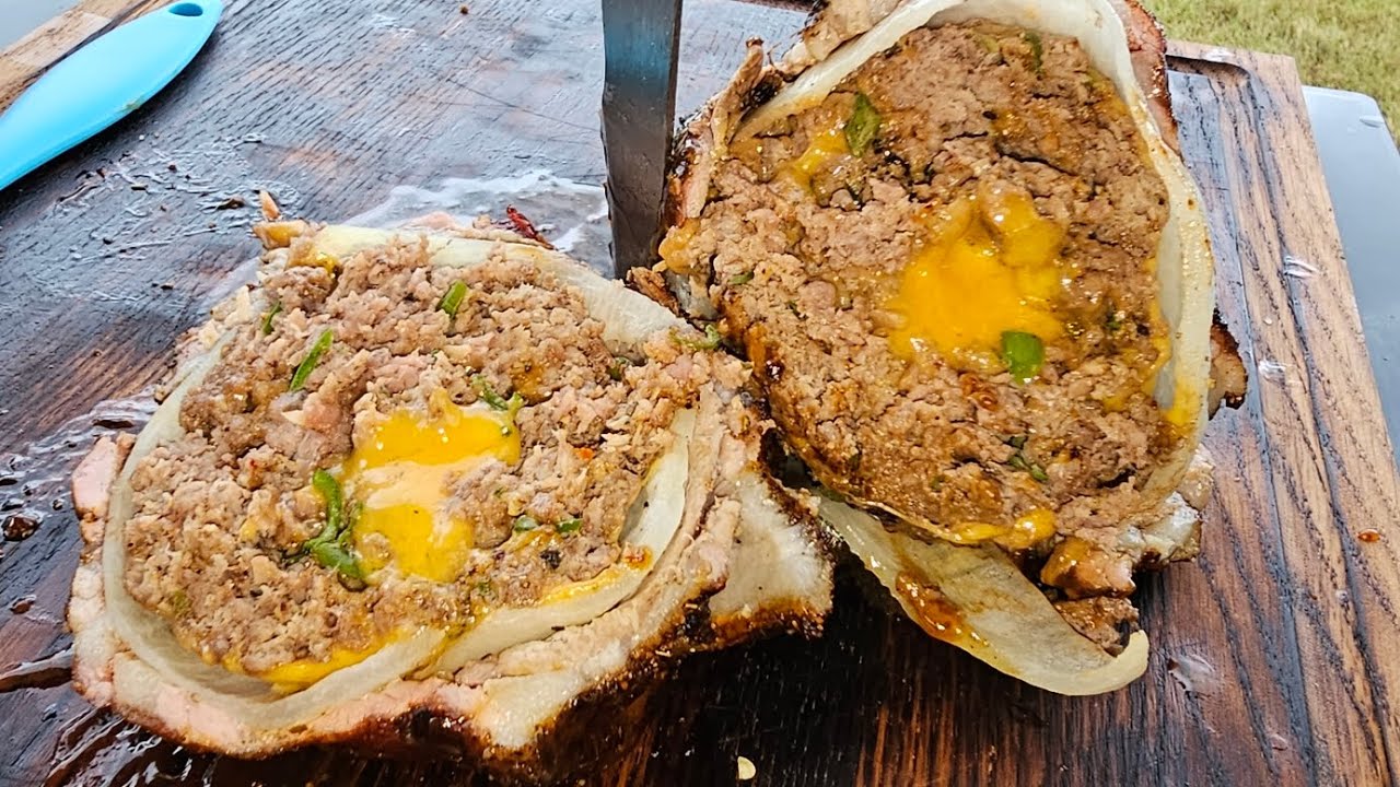 I grilled a beef bomb, wrapped with bacon 🥓 - YouTube