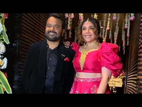 Newly Married Couple Maanvi Gagroo With Husband Kumar Varun First Video ...