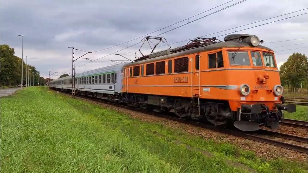 Pociąg Kończy Bieg [#134] Orzeszkowa świnka wieczorem! - TLK 61100 "Orzeszkowa" - EP08-001 - YouTube