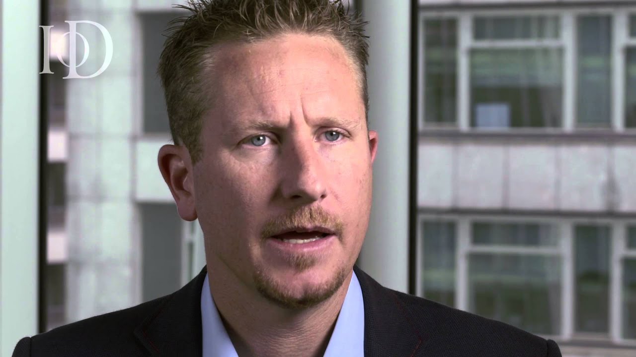 Starting up in the tech sector - Peter Bauer - YouTube