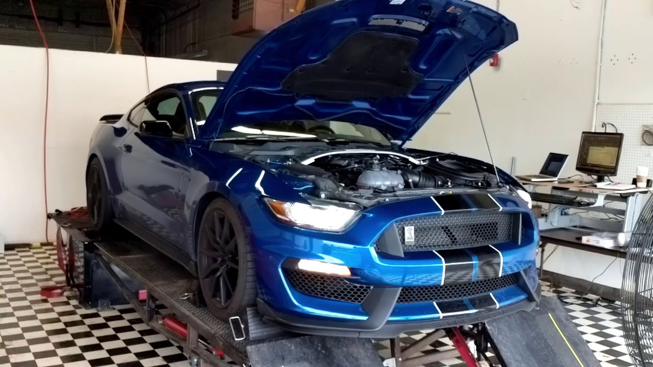 Stock Shelby GT350 Dyno run - YouTube