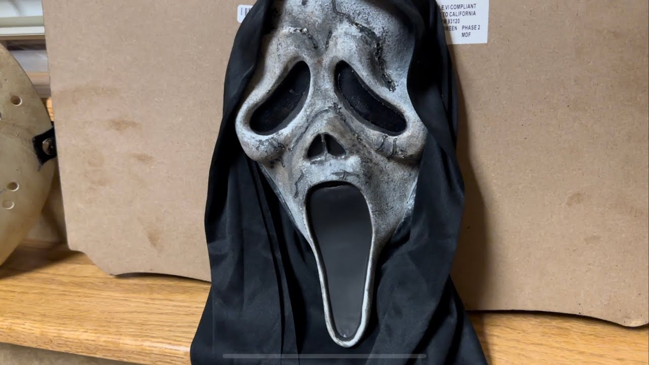 Scream 6 Re-Haul From Walmart Mask - YouTube