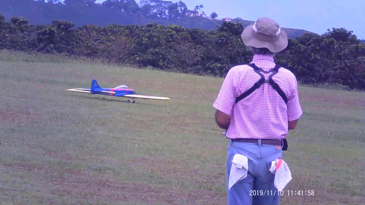 RC aiplane precision flying - Senior Pattern - Club Los Loros - YouTube
