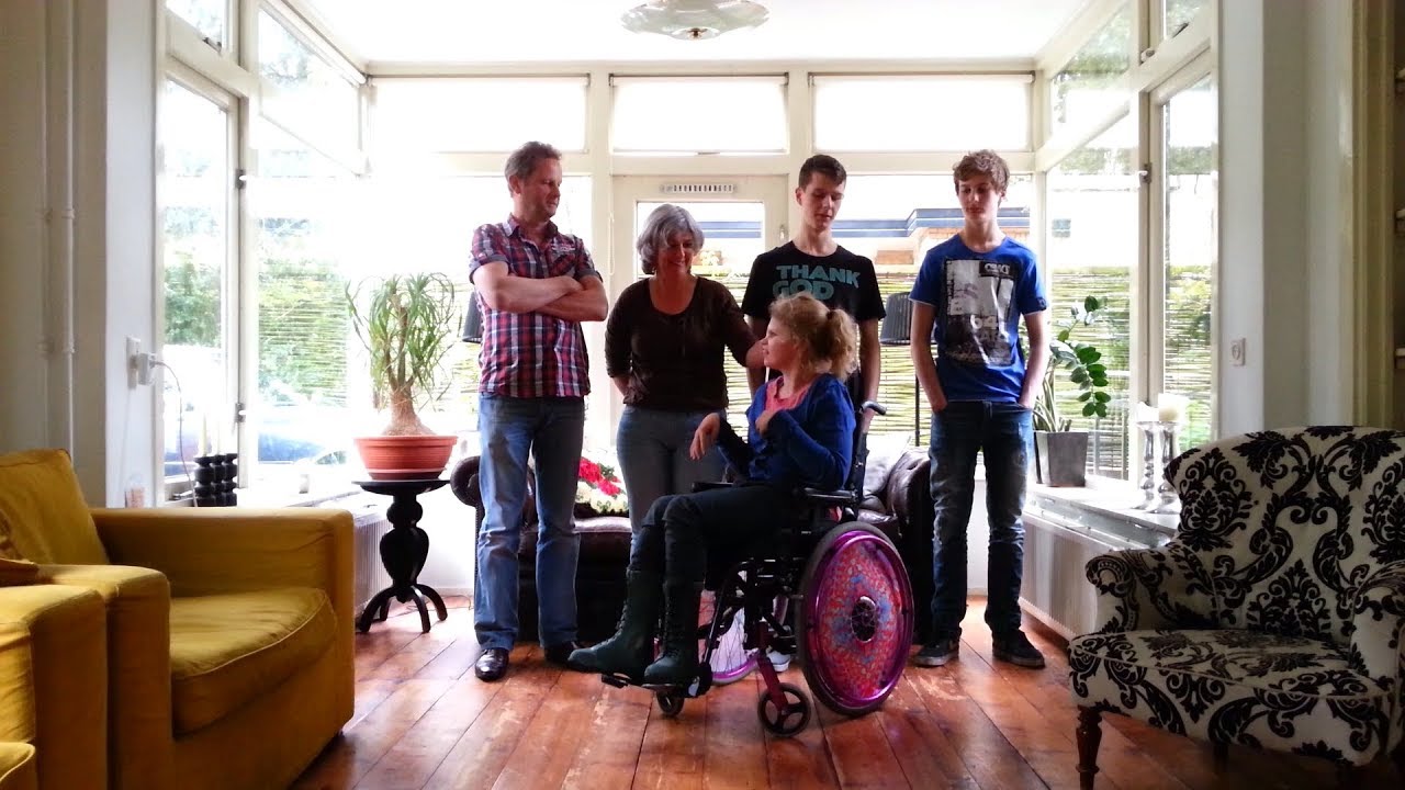 Puck's World Trailer - (internationale versie De wereld van Puck) - YouTube