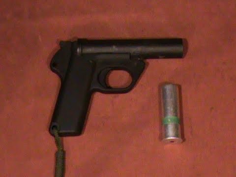 H&K RakPist 78 (P2A1) 26.5mm Flare Pistol - YouTube