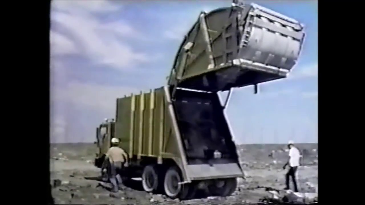 Canadian Sesame Street - Garbage - YouTube