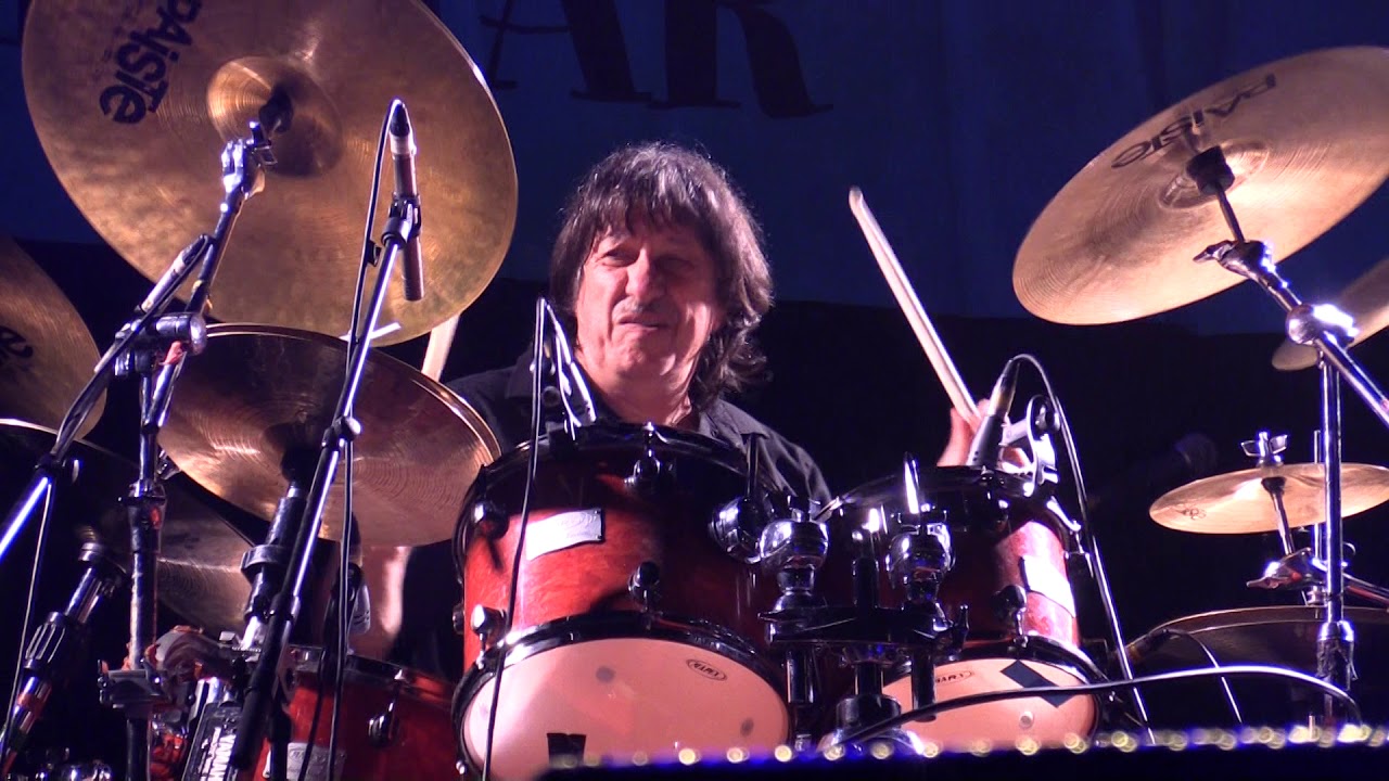 Ten Years After Drumsolo Ric Lee @ Swing Wespelaar - 17/08/18 - YouTube
