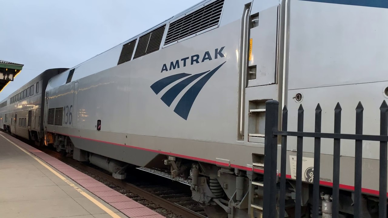 2019-11-22b Amtrak #22 Texas Eagle Eastbound - YouTube