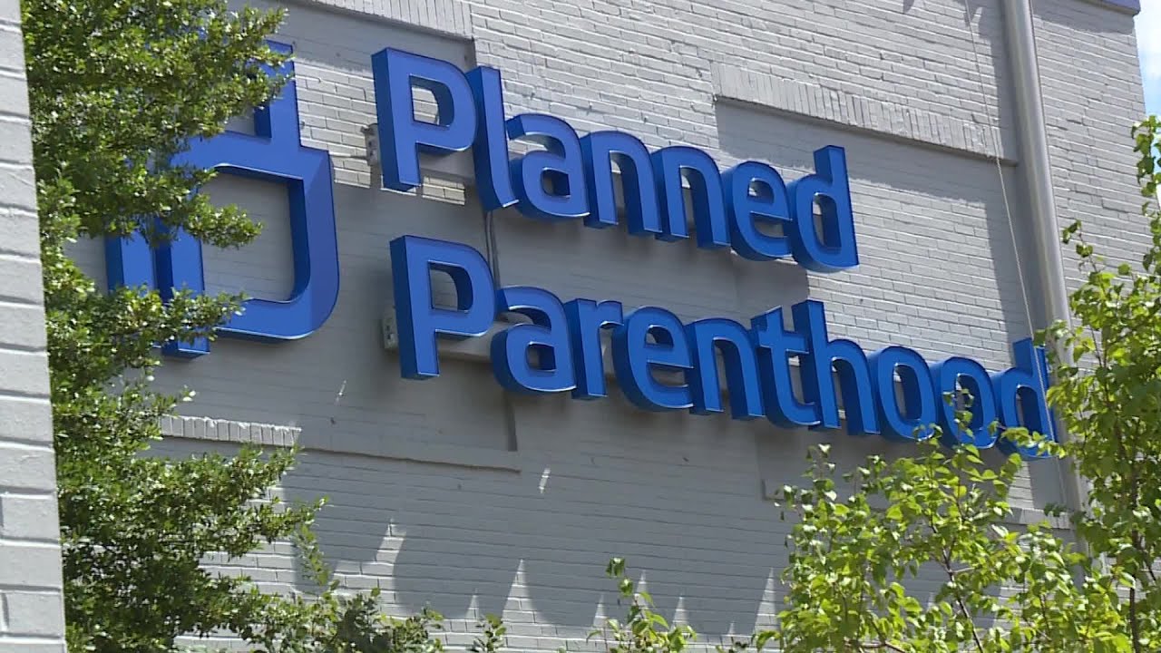 Missouri abortion clinic court battle - YouTube