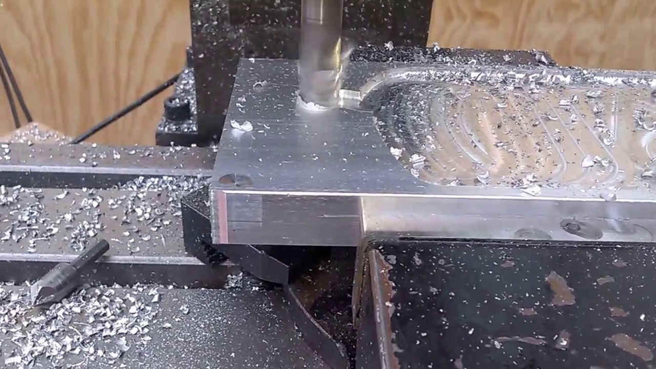 CNC milling crash - aluminium - YouTube