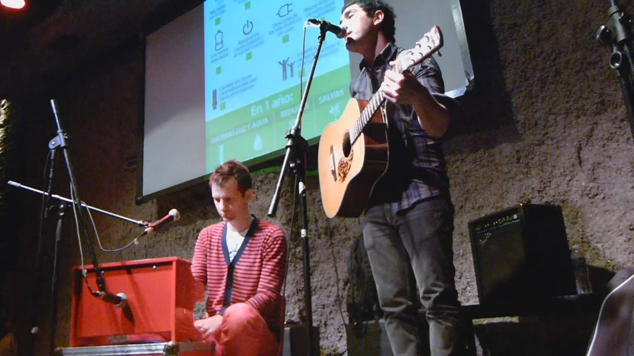 Pantalla - Nicolás Martin + Sebastian Bianchini (Amarillo) - YouTube