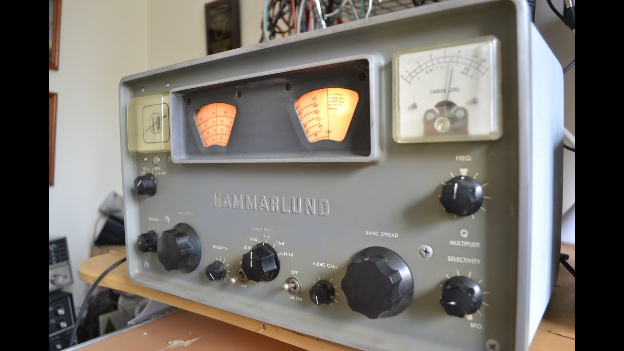Demonstration of the Hammarlund HQ 100 receiver - YouTube