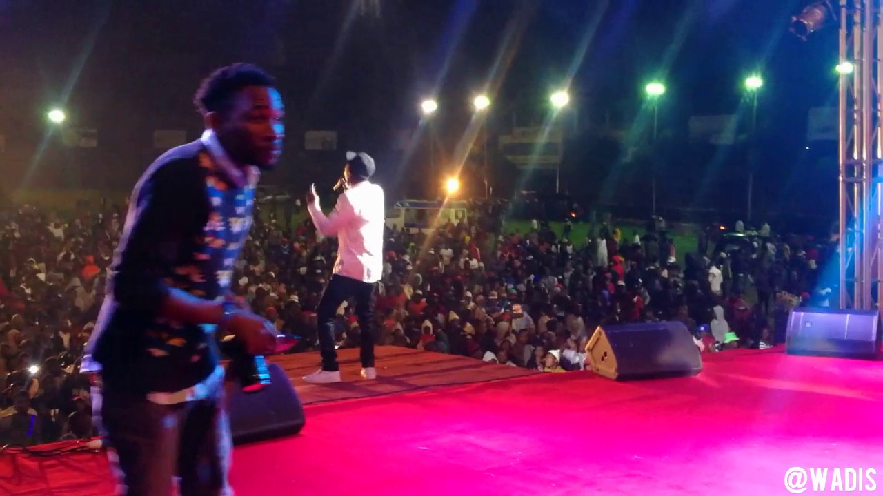Kinnah Live performance at Busy Signal SHOW ZIMBABWE 2017 part 2 - YouTube