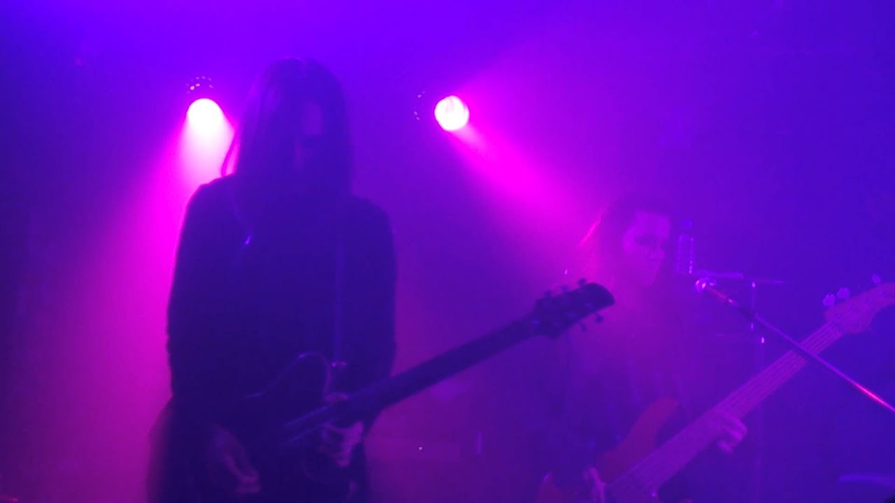 sukekiyo UTAさん YUCHIさん 横浜F.A.D. 漆黒の儀 2016.03.20 - YouTube