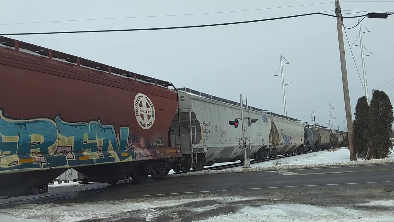The RS1 salt train going south passing Paul road crossing - YouTube