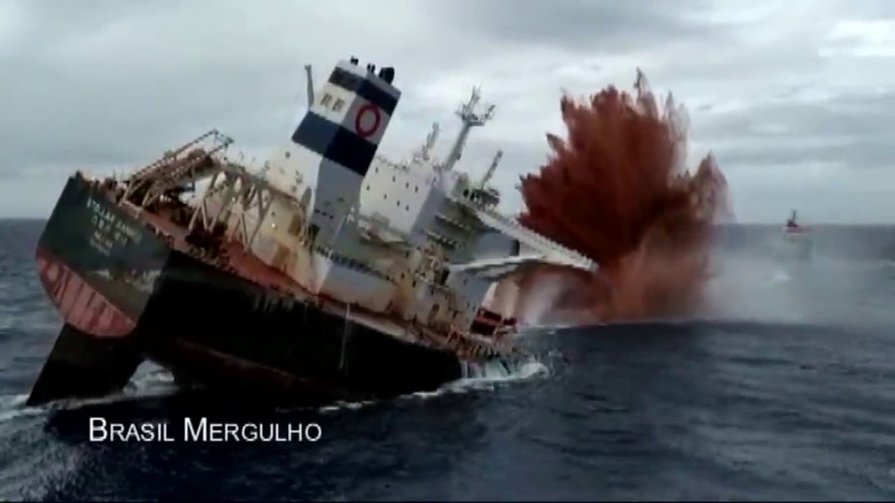 flooding of the ship STELLAR BANNER to the music of the titanic ...