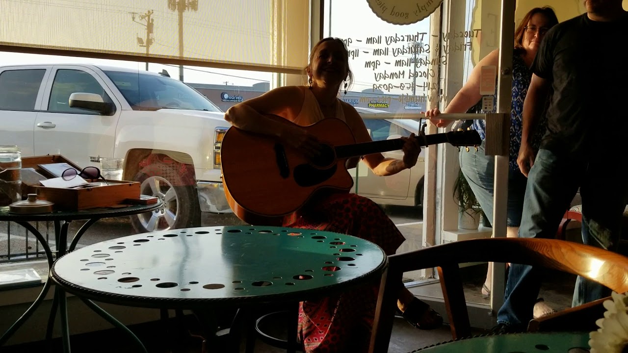 Annie Benjamin sings Bill Seely - YouTube