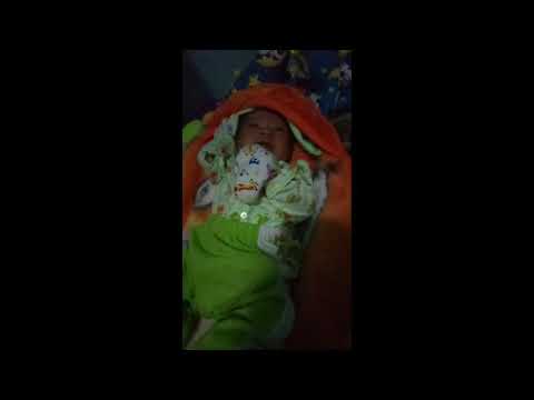 Baby cute | Bayi minta susu