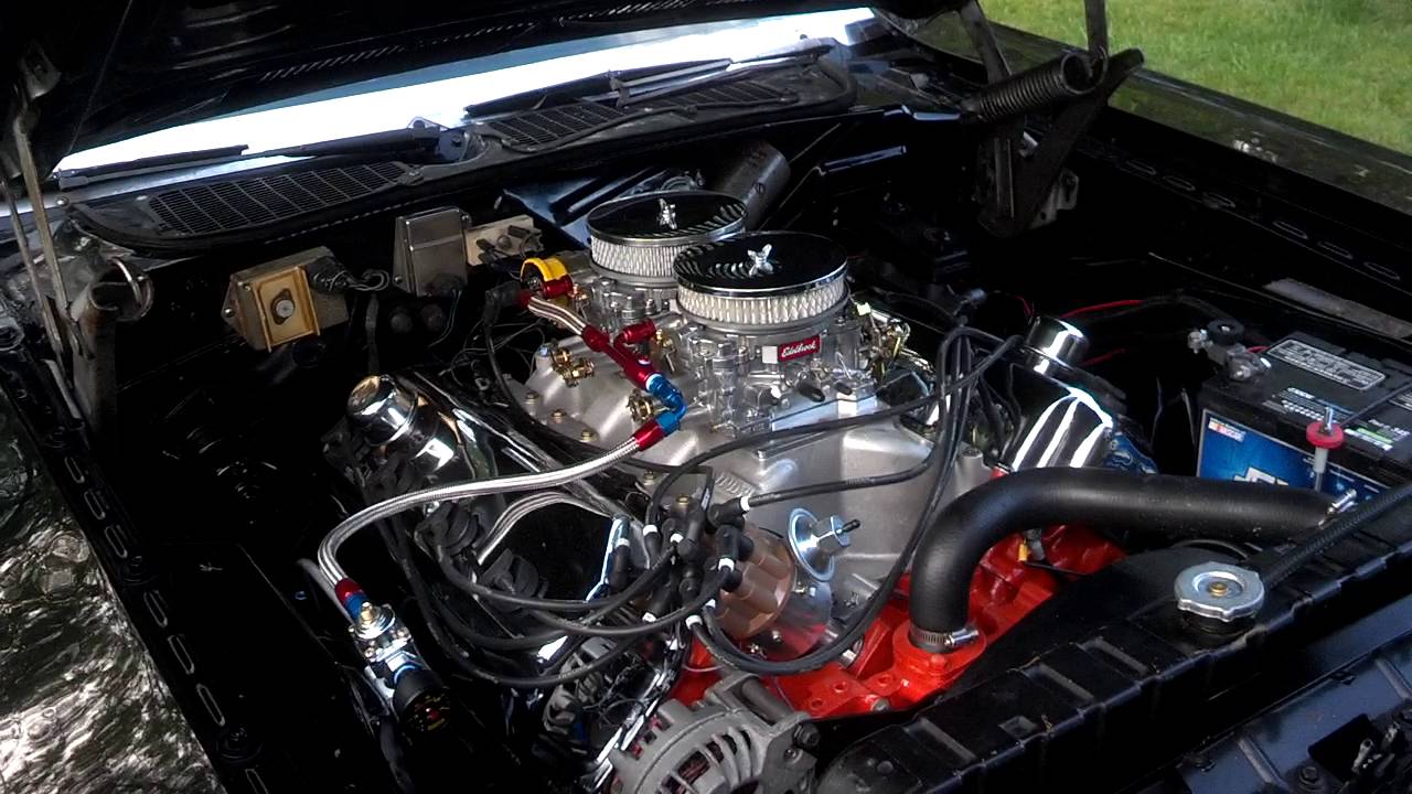 528 Hemi in a 1972 Dodge Challenger - YouTube