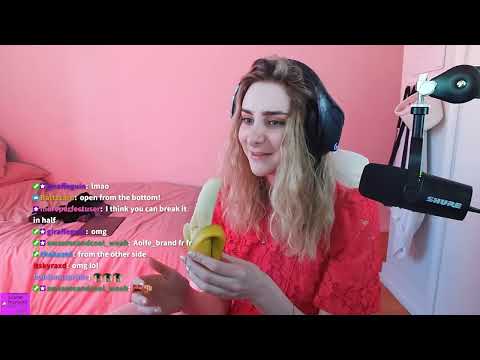 Woman eats banana live on stream (Valentines Stream)