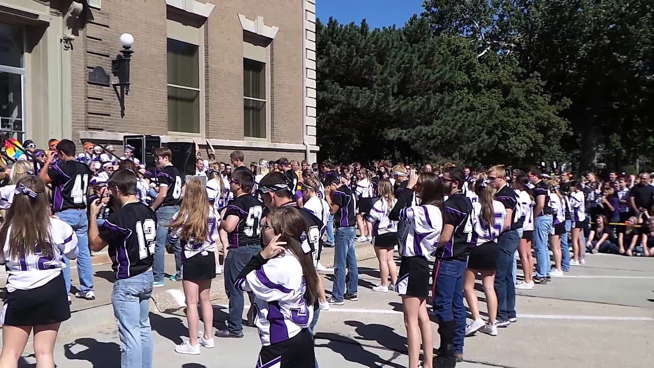 Blair Bears Pep Rally Dance 2013 - YouTube