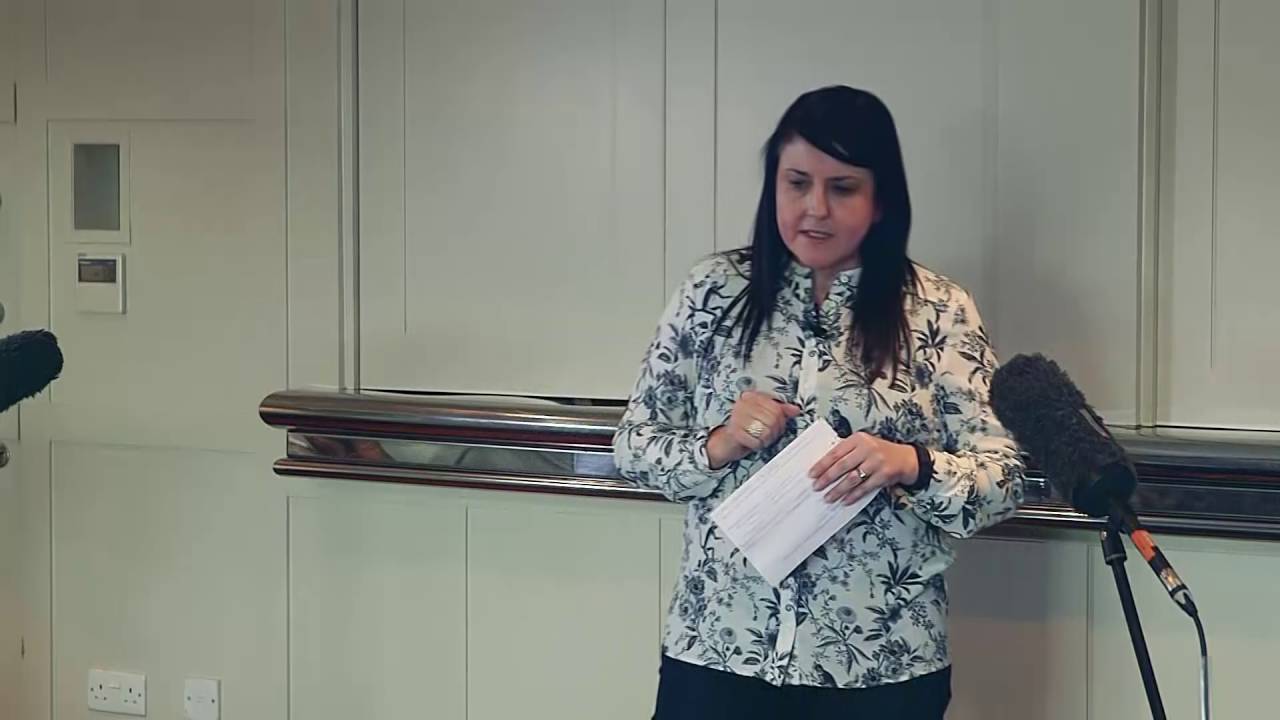 Lisa Leighton puts flexitime into Room 101 - YouTube