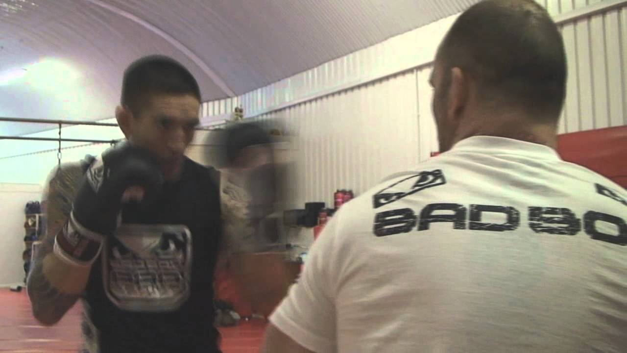 How to eliminate elbow-flare when punching - YouTube