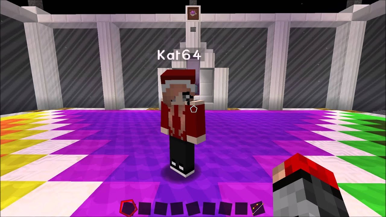 Ryan Plays: Minecraft- Do Not Laugh W/Taylor and Kat - YouTube
