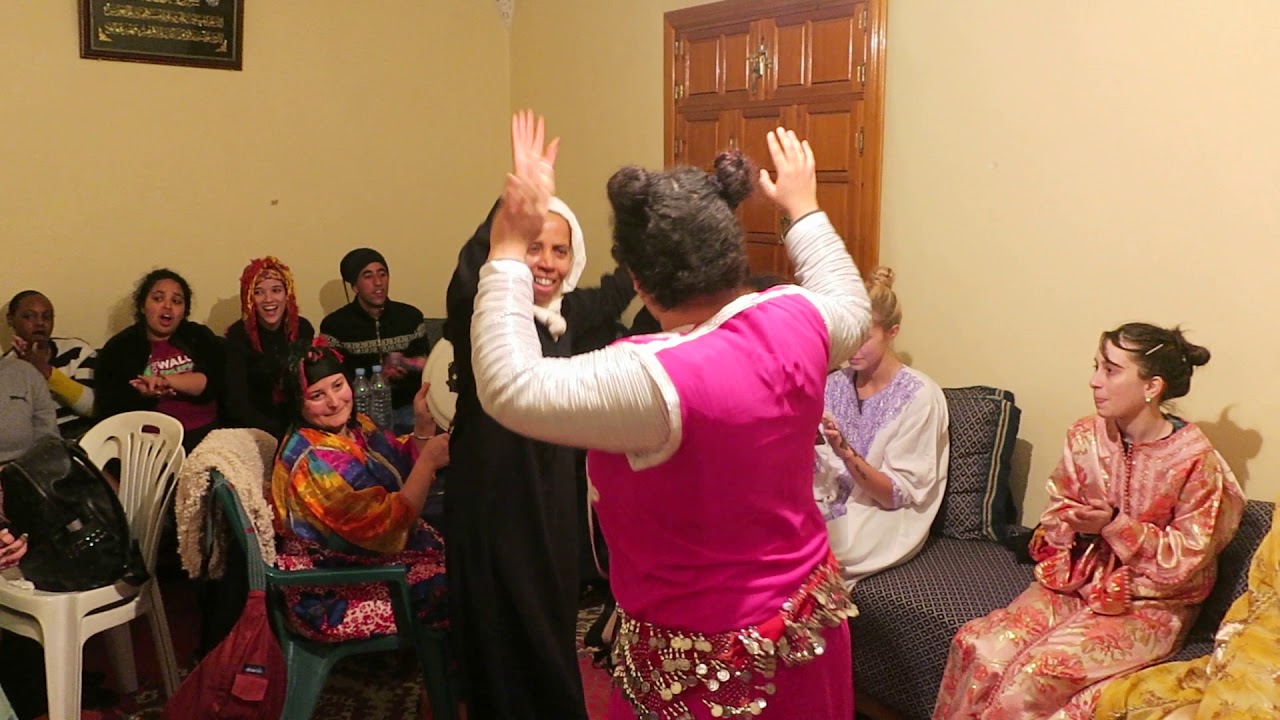 Morocco 2018: Dancing to Traditional Moroccan Sounds - YouTube