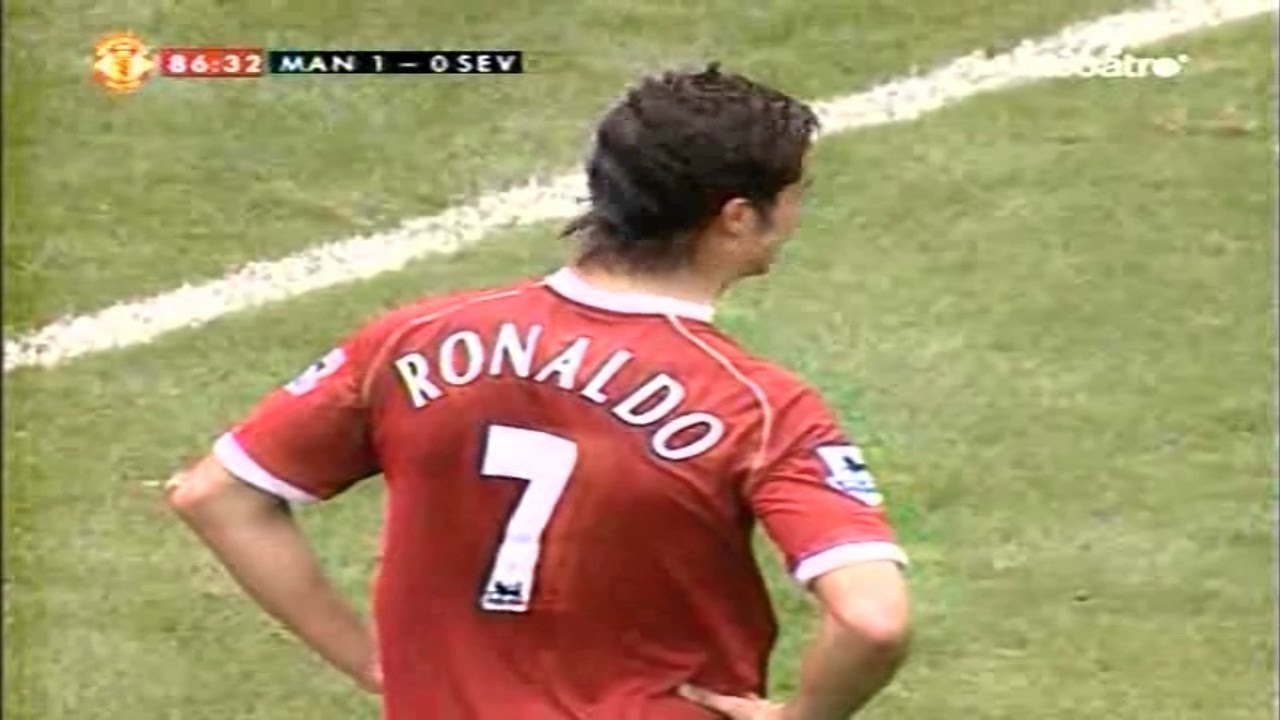 Cristiano Ronaldo vs Sevilla 06-07 by zBorges - YouTube