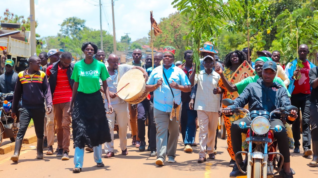 Tero Buru | Luo Traditional Funeral Rite - YouTube