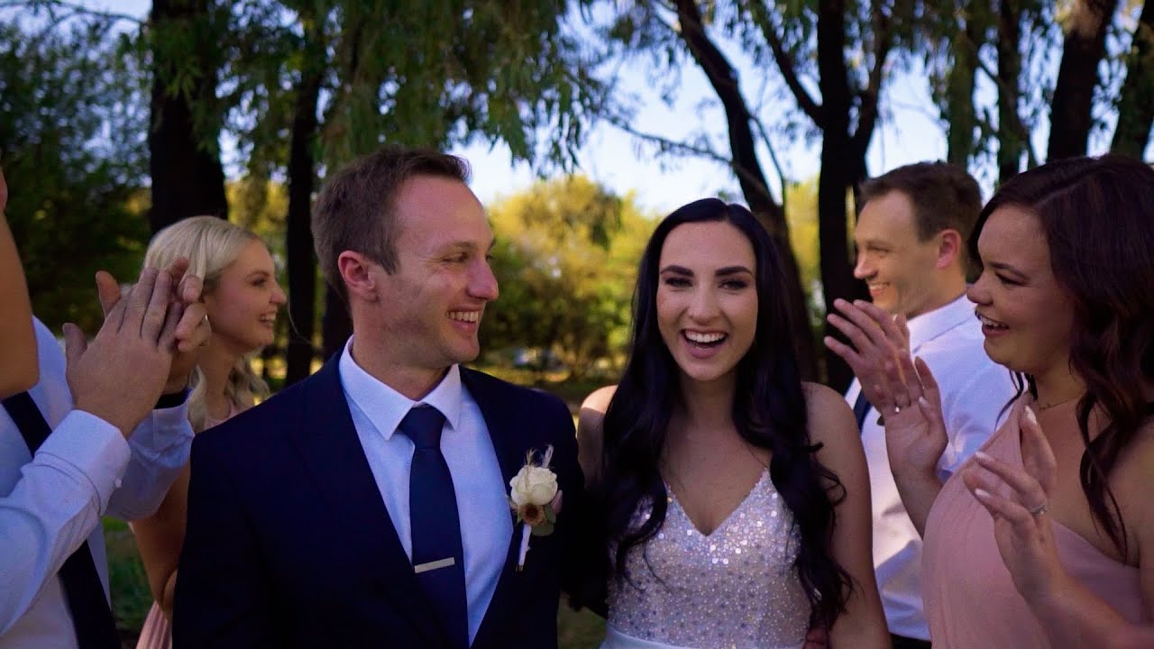 Joubert & Nicolene #LiebenbergBruilof - YouTube