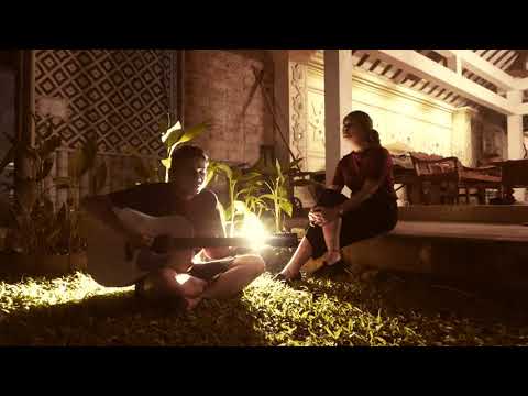 Adikaka - Kembali Bukan Datang (Live at Cerita Rumah Cirebon)