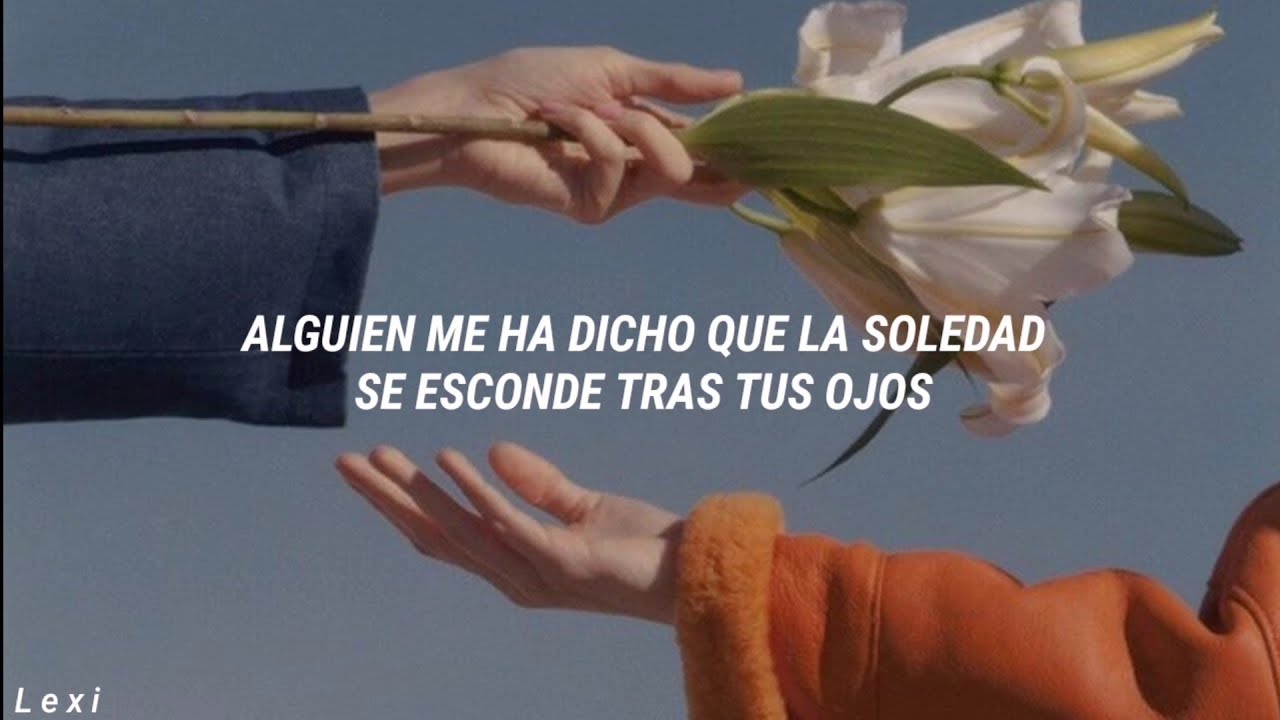 soda stereo ; trátame suavemente (Letra) - YouTube