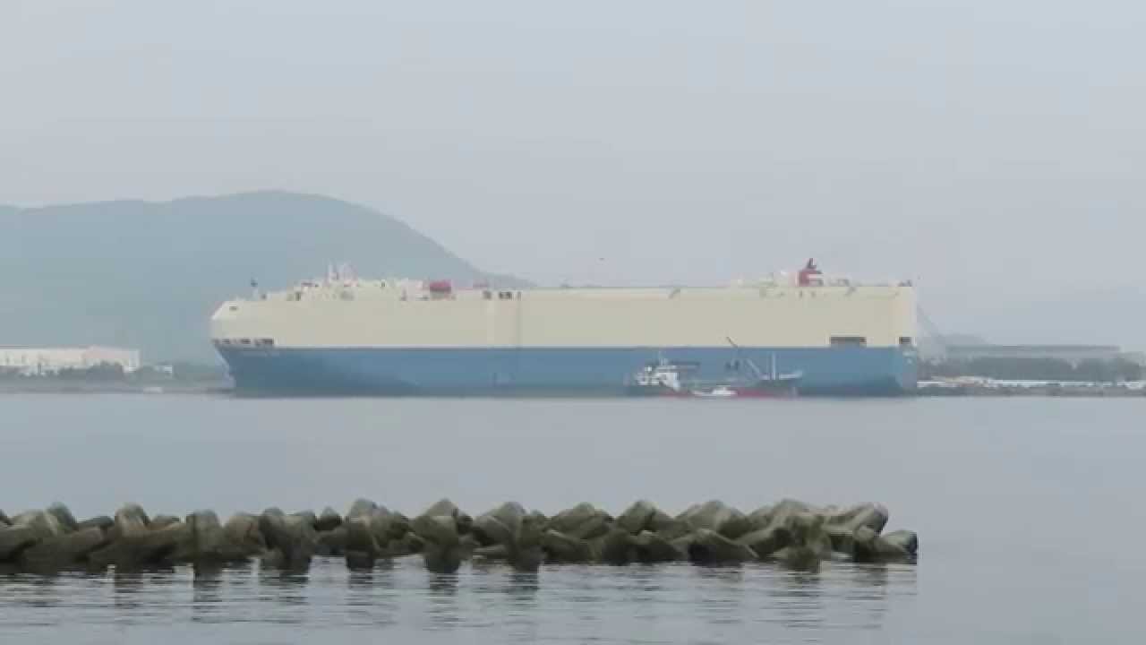 PROGRESS ACE ＆ 第二あたご丸 - YouTube