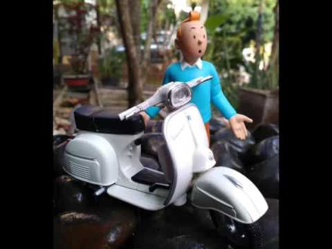 Tintin & His Motorcycles - YouTube