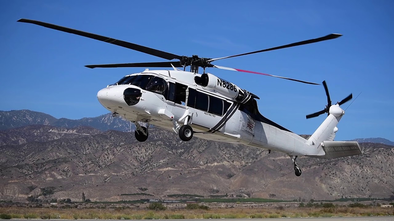 Sikorsky UH-60 Black Hawk - YouTube