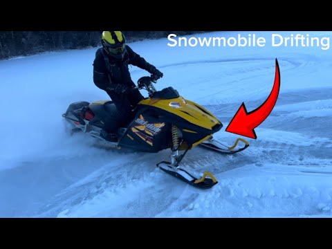 Snowmobile Drifting - YouTube