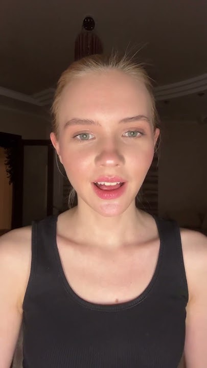 Black swan review by actress Arina Kurganskaia #blackswan - YouTube