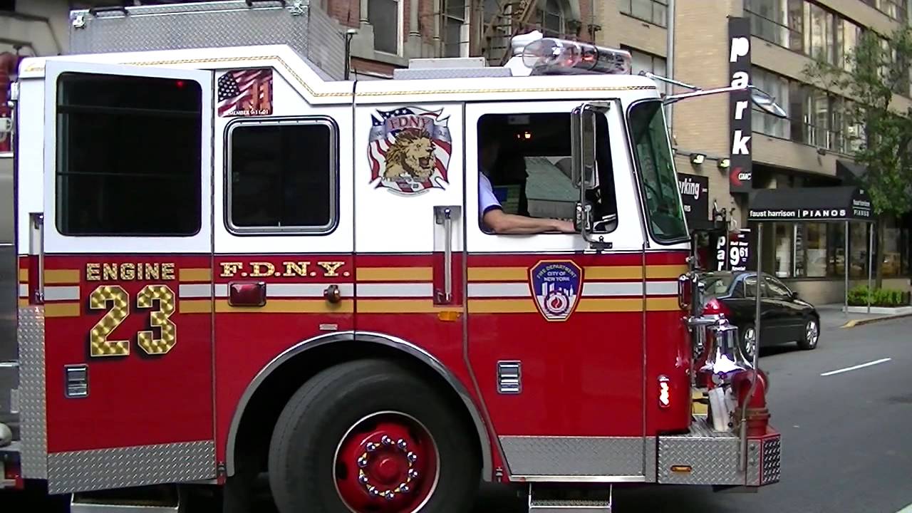 FDNY - Engine 23 Responds To EMS Box 0882 - 7/10/12 - YouTube