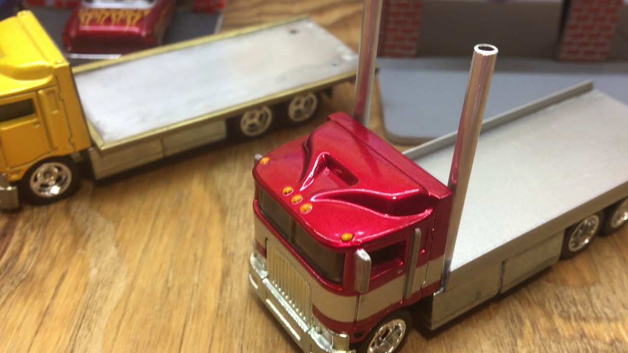 Custom Hot Wheel Hiway Hauler - YouTube