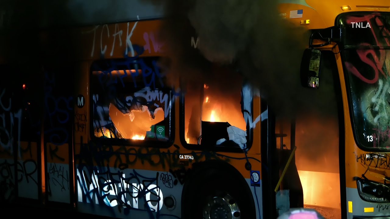 Metro Bus Set on Fire after Dodgers win World Series 2024 - YouTube